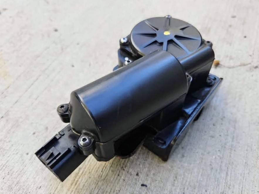 OEM Rear Power Liftgate Tailgate Lock Actuator Latch Chevy GMC Cadillac ...