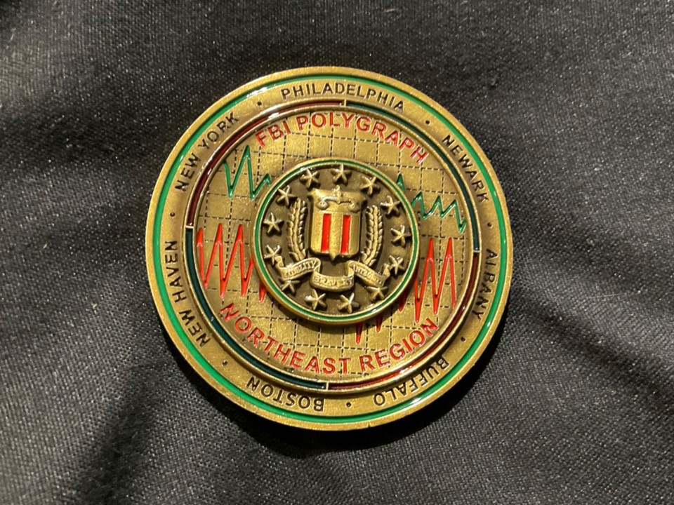 Rare FBI Polygraph Northeast Region Santa Christmas Challenge Coin | eBay