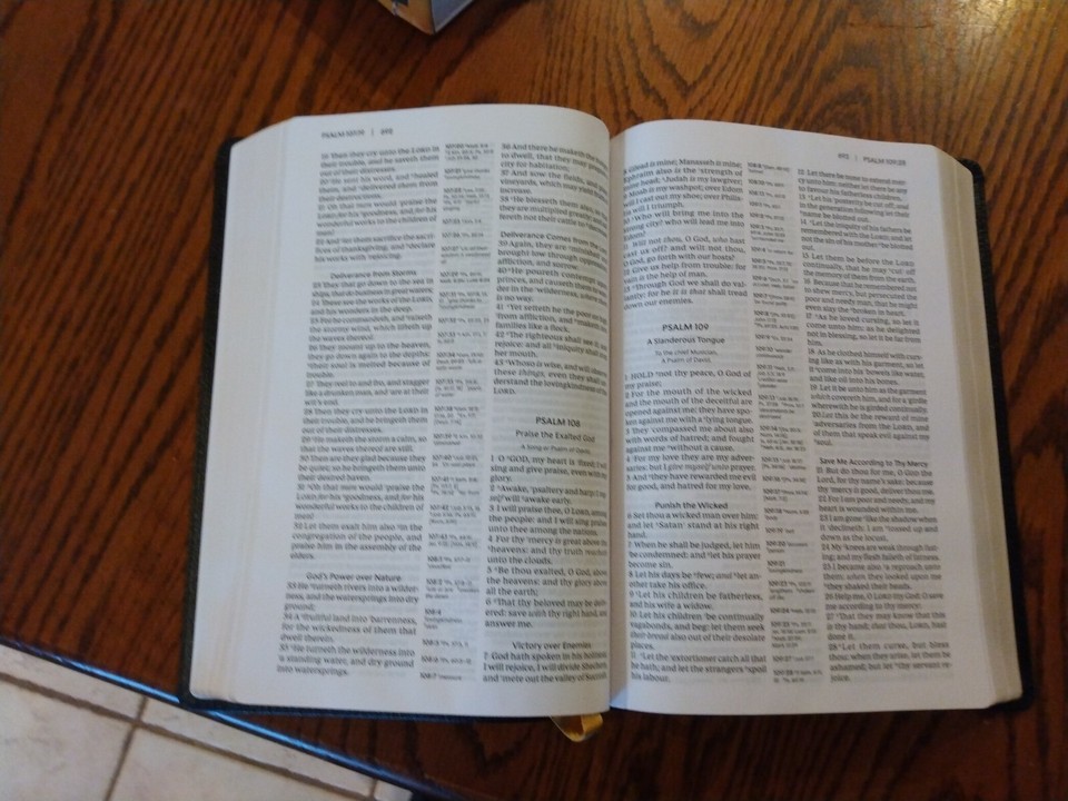 King James Version KJV Bible with APOCRYPHA Genuine Leather reference ...