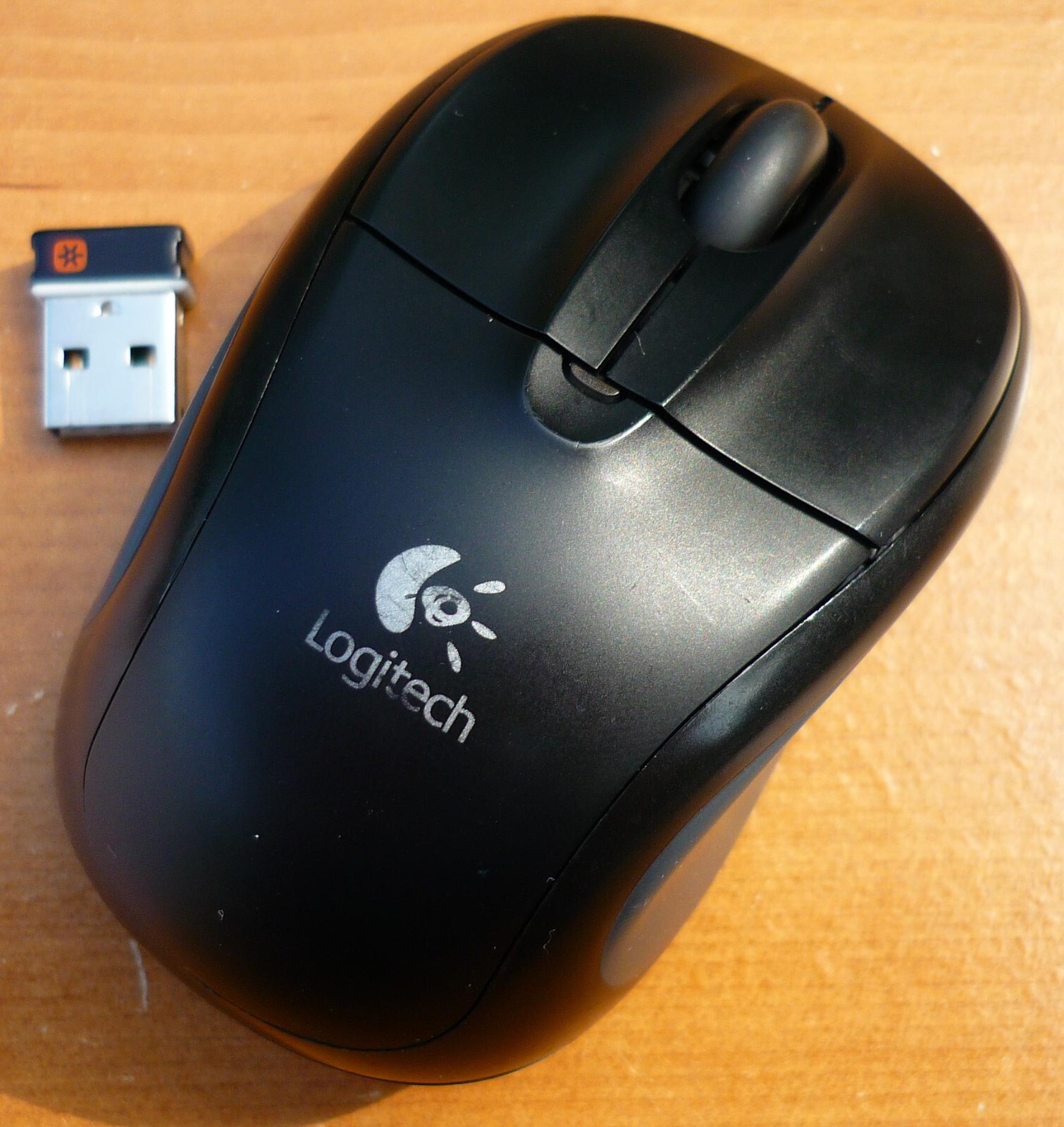 Logitech M305 Wireless Optical Mouse w/ Unifying Receiver Black - VG ...