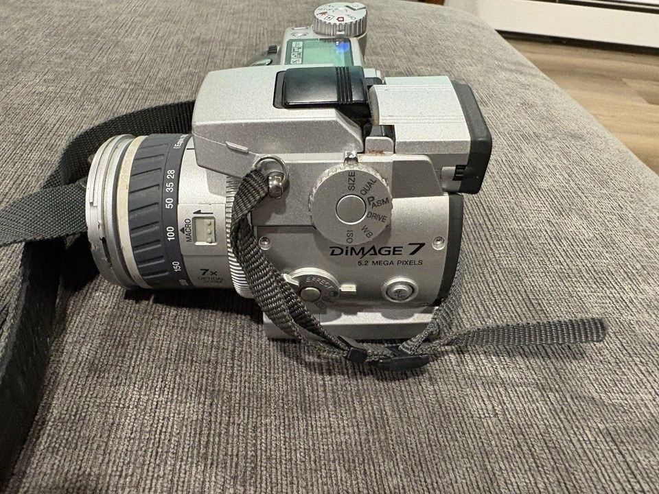 Minolta DiMage 7 5.2 MP Digital Camera 7x Optical Zoom | eBay