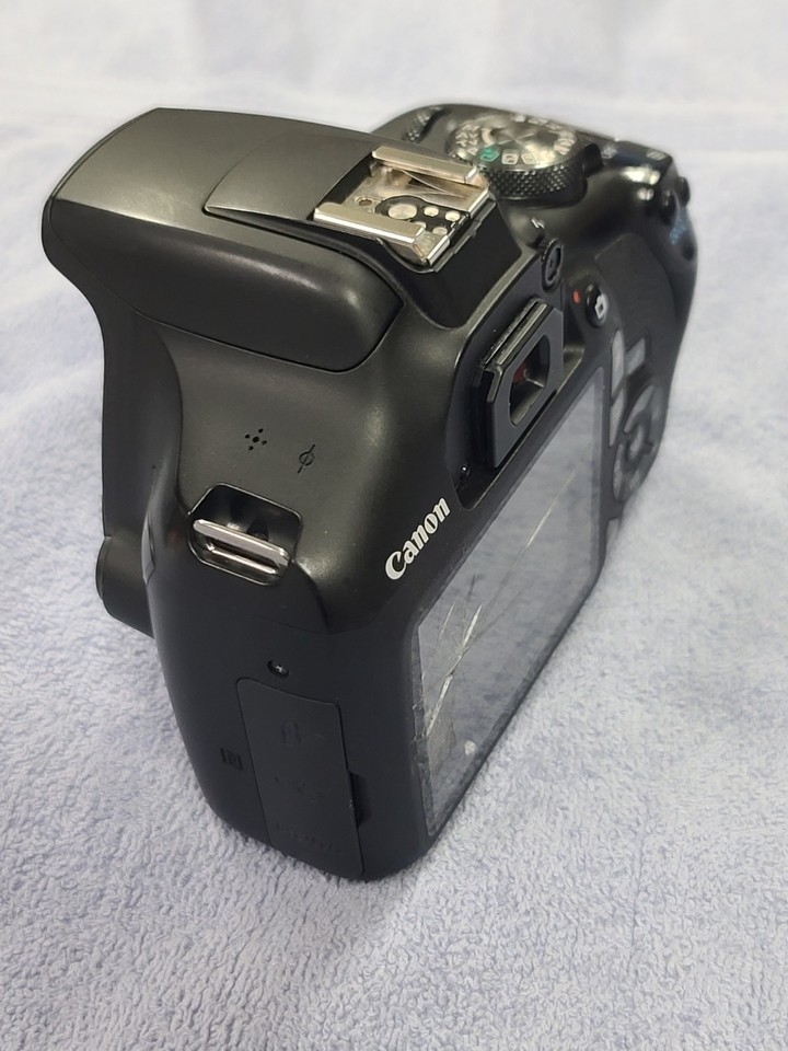 Canon EOS Rebel T7 Digital SLR Camera Body (Parts or Repair) (As Is ...