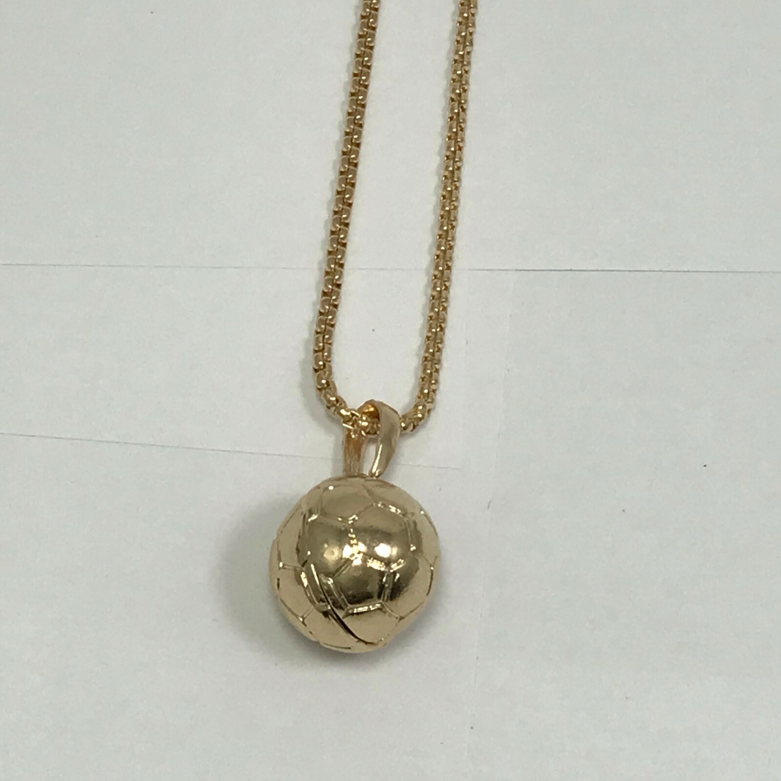 14k Gold Plated Succor Ball Shinny Pendant Necklace Link Chain Sports ...