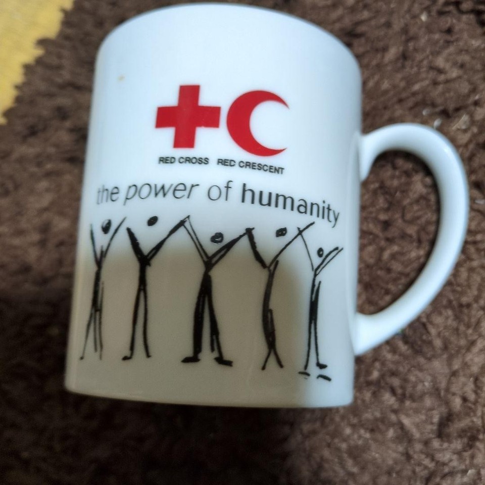 Current status of Japanese Red Cross novelty mugs #ddb089 | eBay