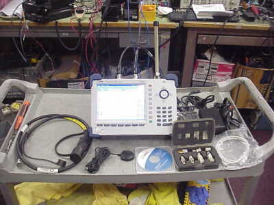 Cellular Test Equipment - Spectrum Analyzer