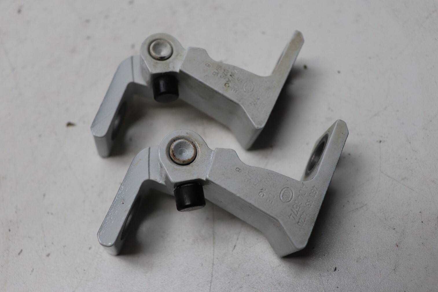 Porsche Macan S Diesel 95B 2015 Door Hinges Pair Front RHS J190 | eBay