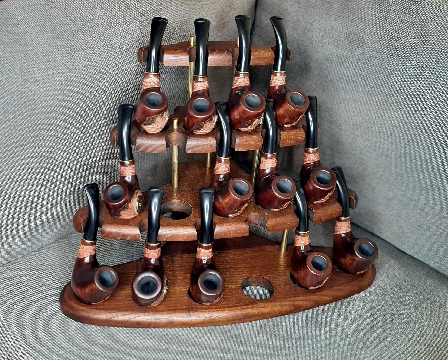 Pipe Stand for 15 Smoking Bowls - Wooden Pipe Holder - Tobacco Pipe ...