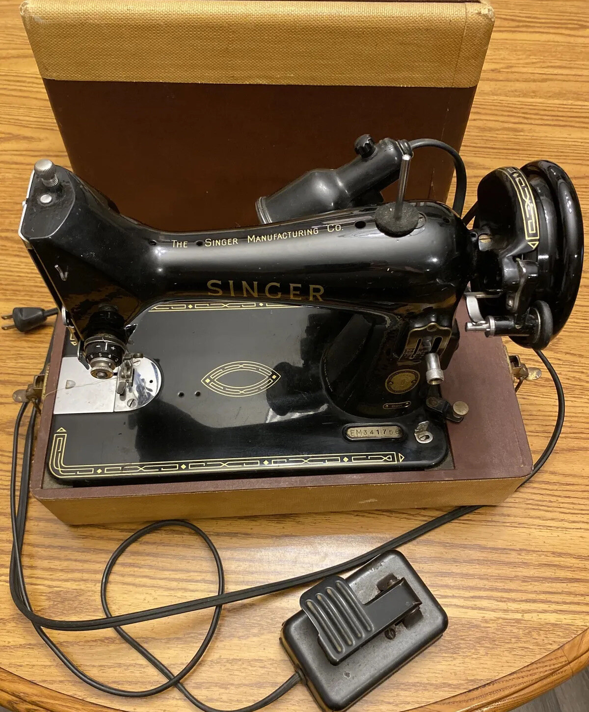 antique singer 99k sewing machine With Case CLEAN EM341756 Year 1950s ...
