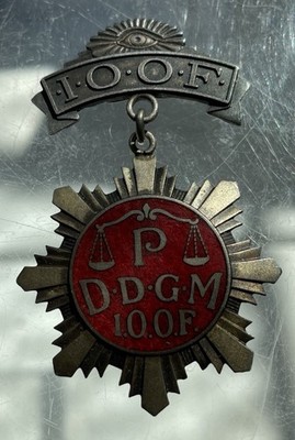 Antique ODD FELLOWS IOOF "District Deputy Grand Master" Uniform Medal ...