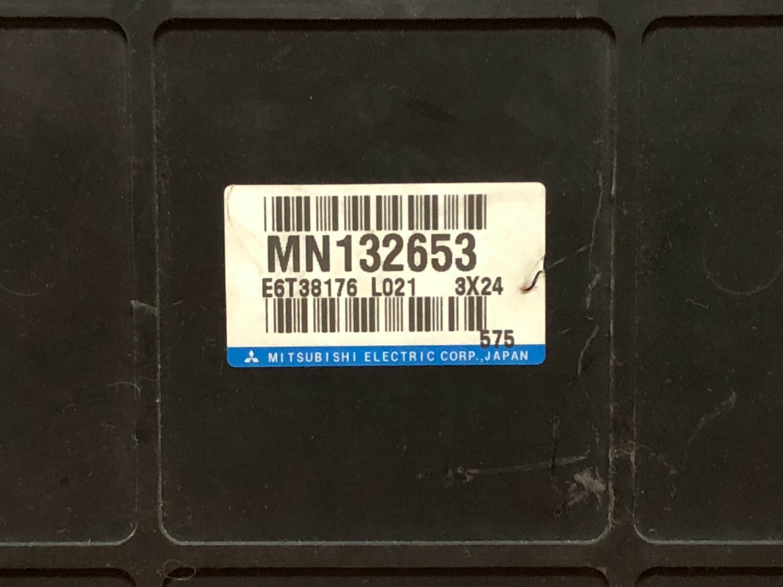 04 MITSUBISHI ENDEAVOR 3.8 ECM ECU ENGINE CONTROL MODULE PCM MN132653 ...