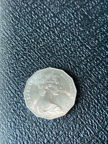Australia 1969, 12 Sided. Queen Elizabeth II . Kangaroo / Emu. 50c Coin ...