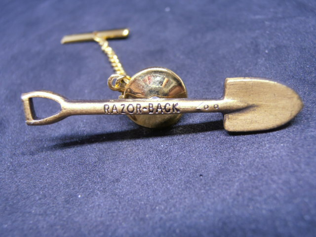 RAZOR BACK SHOVEL TIE TACK/LAPEL PIN | eBay