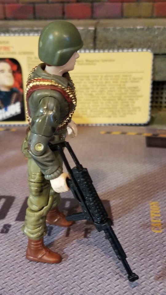 GI JOE ~ 2001 CROSSFIRE ~ M.P. MILITARY POLICE SWAT ~ 100% + BONUS ...