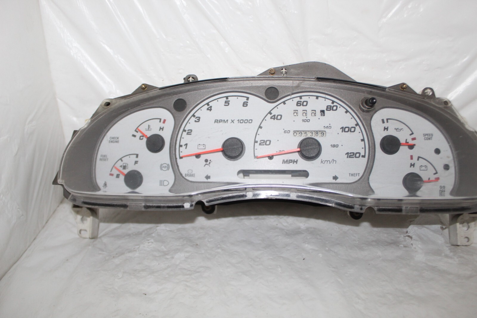 Speedometer Instrument Cluster 01 Ford Explorer Sport Trac 4x2 Dash ...