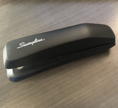 Swingline Stapler 545XX Classic Black Desk Stapler Light Duty 7 ...