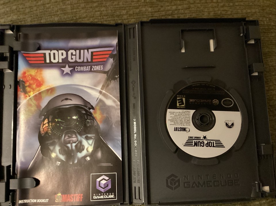 ADULT OWNED Top Gun: Combat Zones (Nintendo GameCube, 2002) CIB w ...