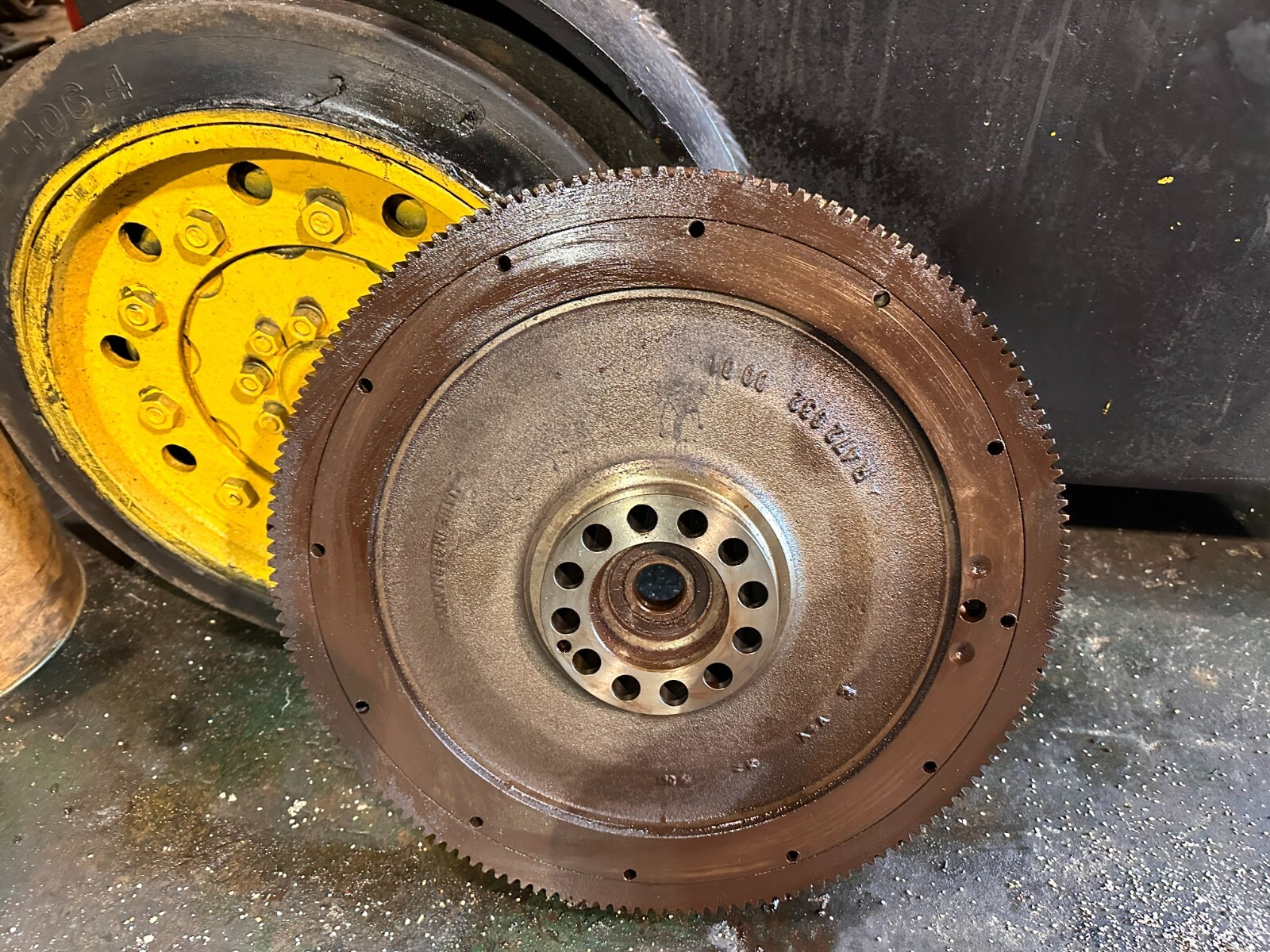 DETROIT DIESEL DD15 DD13 ENGINE FLYWHEEL 4710300705, 4720300305, R4720320001 OEM | eBay