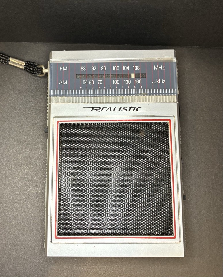 Vintage 1980s Radio Shack Realistic AM-FM Radio Model 12-719..WORKS ...