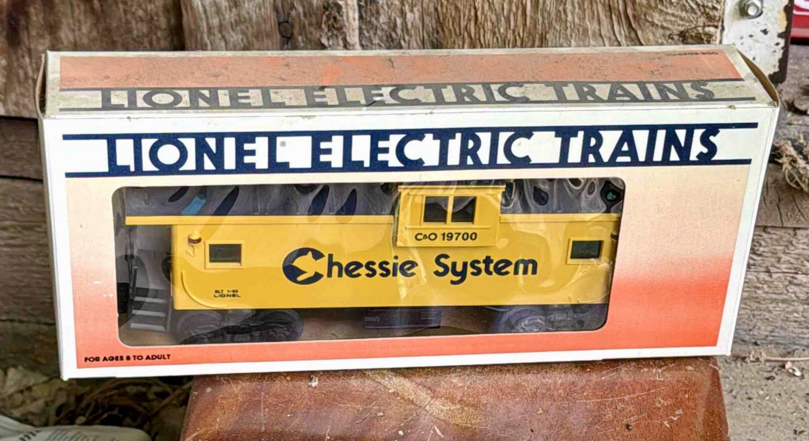 Lionel Chessie System extended vision caboose, Model 19700, in its ...