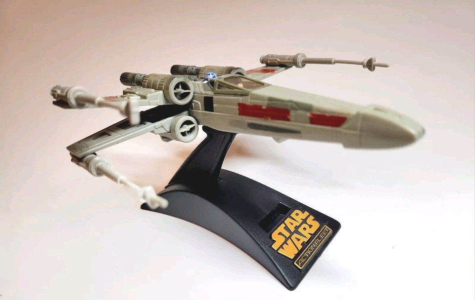 VTG. 1995 Star Wars Micro Machines Action Fleet X-Wing Starfighter w ...