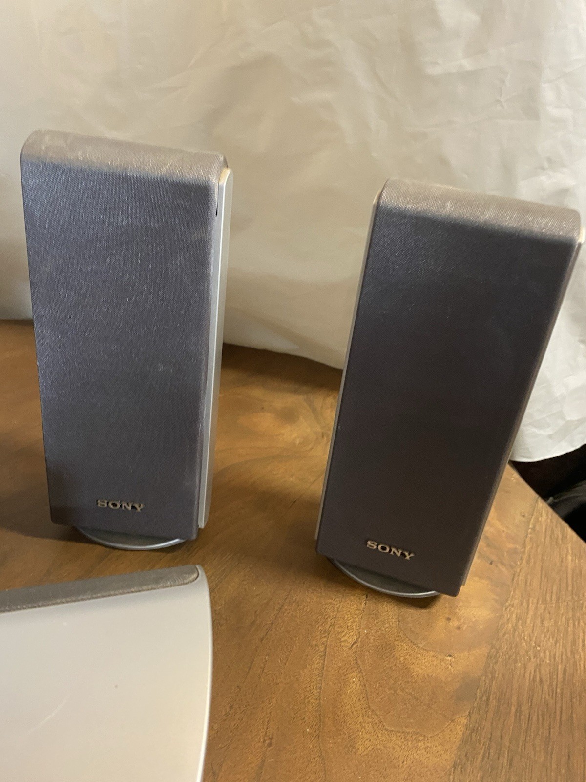 Sony SS-TS20 5.0 Surround Sound Speaker System Set – Front, Centre ...