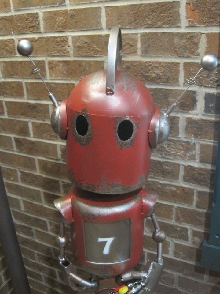 33.5" Tall Junk Yard Art Metal Space Alien Garden Art Bobble Head ...