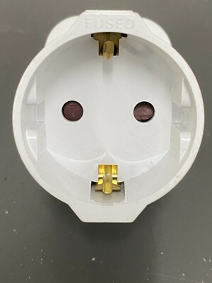 BS1363/3 ST-5 - US-Europe Adapter Plug CLA/E BS1363/3 ST-5, 13AMP 250V ...