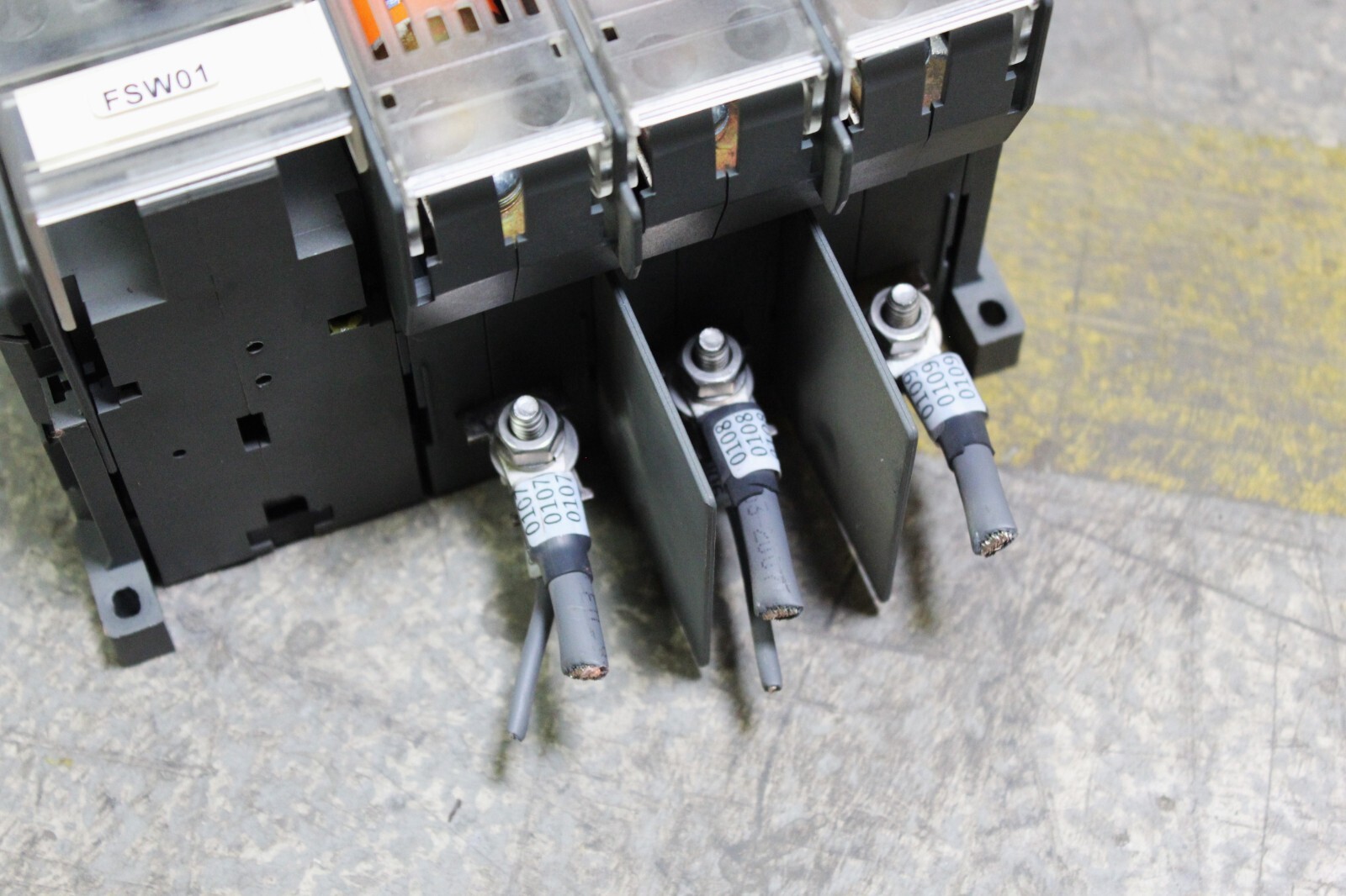 ABB OS100J03 GENERAL PURPOSE SWITCH + HANDLE 100 AMP 3 PHASE EXCELLENT ...