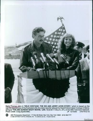1991 Held Hostage Abc Movie Starring Marlo Thomas David Dukes Wirephoto ...