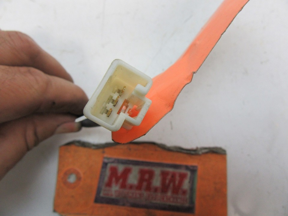 FITS WIRE PLUG CONNECTOR OFF LEFT REAR SUSPENSION LEVEL SENSOR DRIVER ...