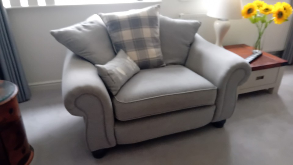 Settee with 2 Love Chairs In Grey plus extra Cushions excellent ...