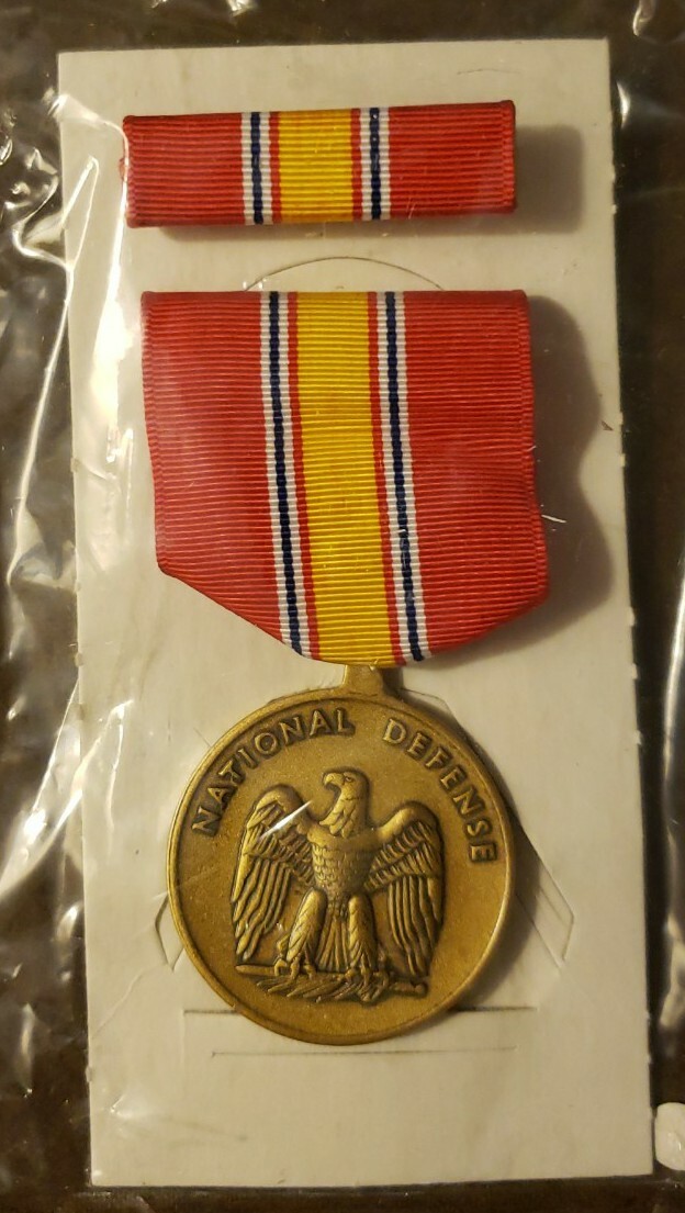 National Defense Service Medal & Ribbon Set Military GI Issue NDSM NIB ...