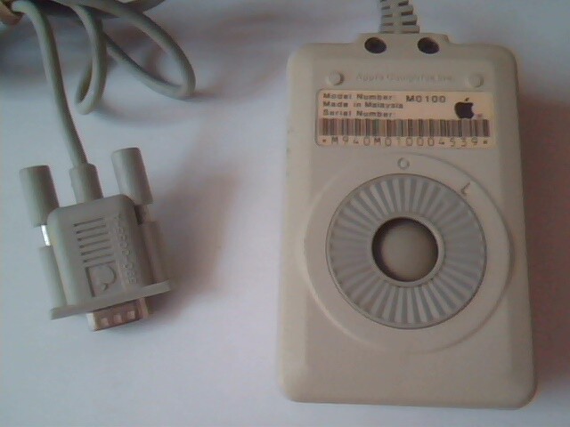 1984 Apple Macintosh Mac 128K Mouse M0100 - One-button Desktop Bus ...