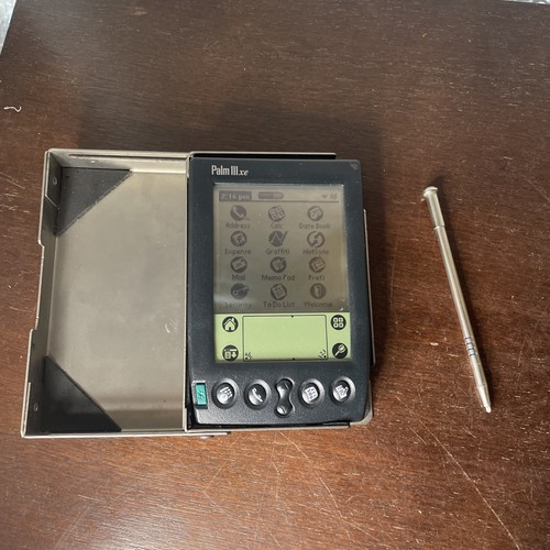 Palm IIIxe personal digital assistant (PDA) Powered By Dragon ball Cpu ...