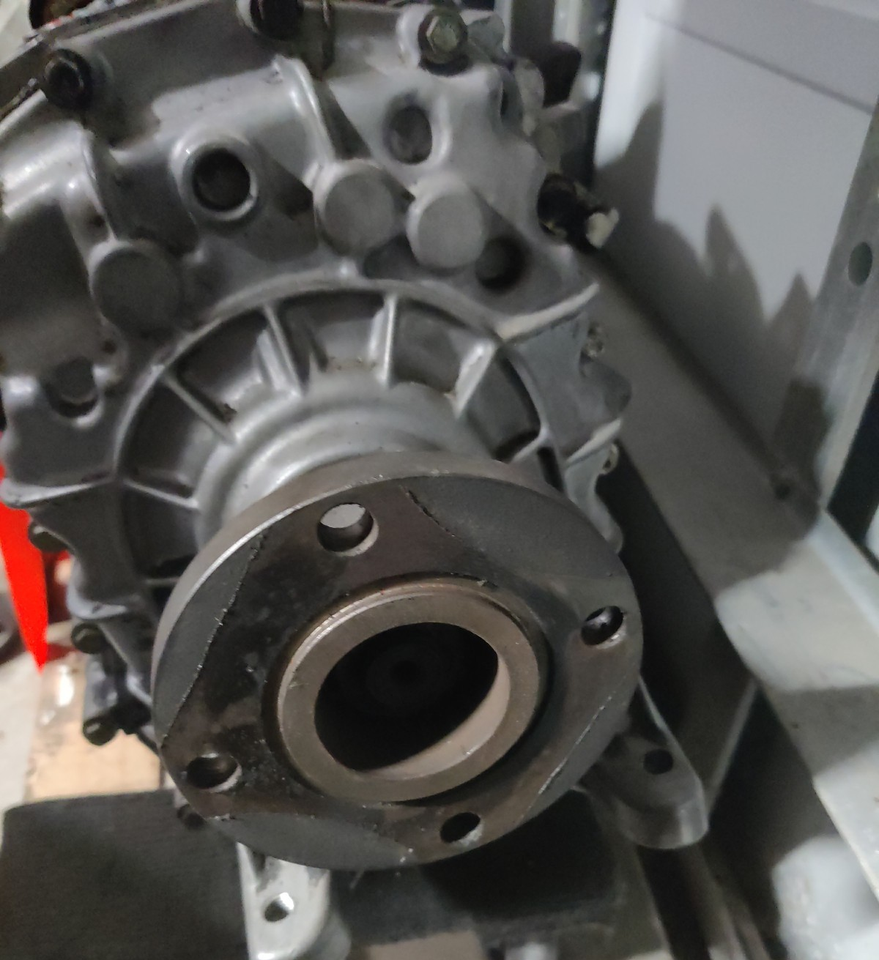 Ford ZF5 S5-47 5 Speed Manual Transmission Rear Output Flange Yoke &Nut ...