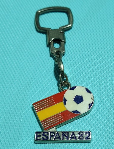 FIFA WORLD CUP ESPAÑA 1982 Key Ring LOGO football soccer VINTAGE Spain ...