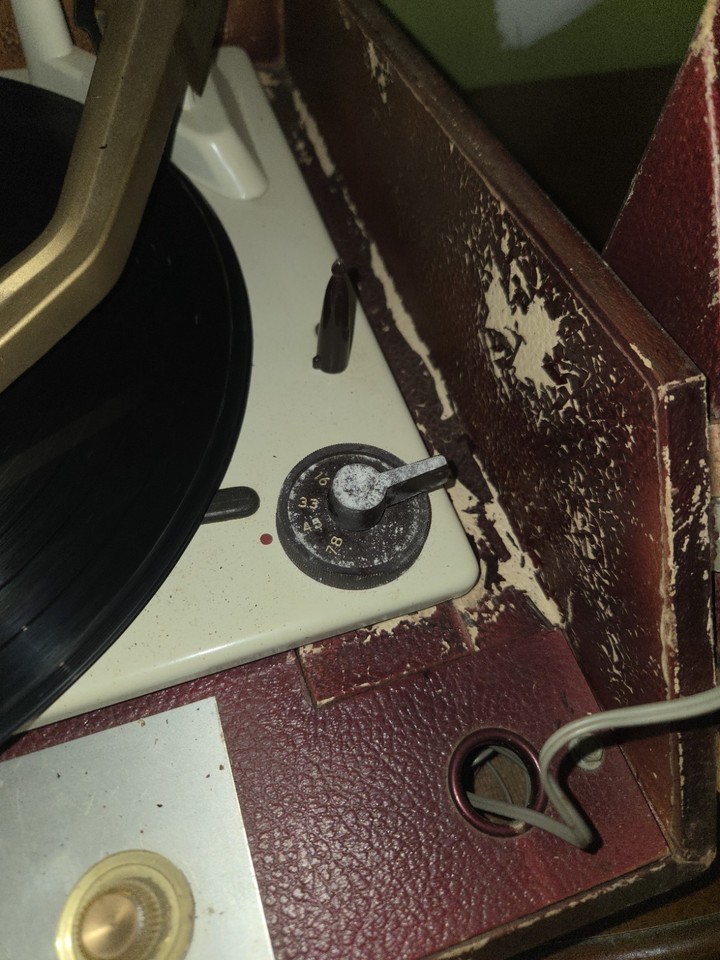 Truetone Model 6331 Turntable Portable Record LP Player Hi Fi Tested ...