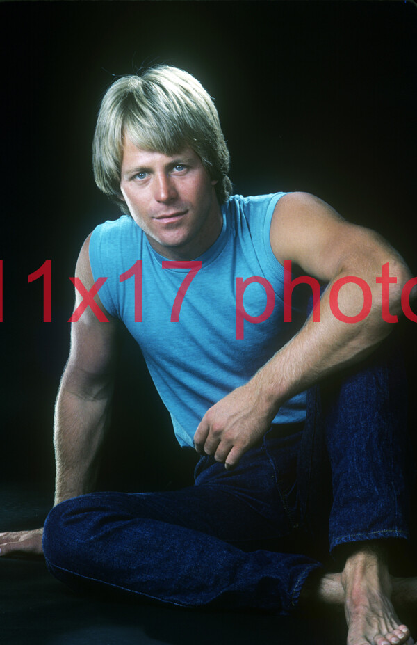 #6322,KIN SHRINER,BAREFOOT,BAREFEET,general hospital,11X17 POSTER PHOTO ...