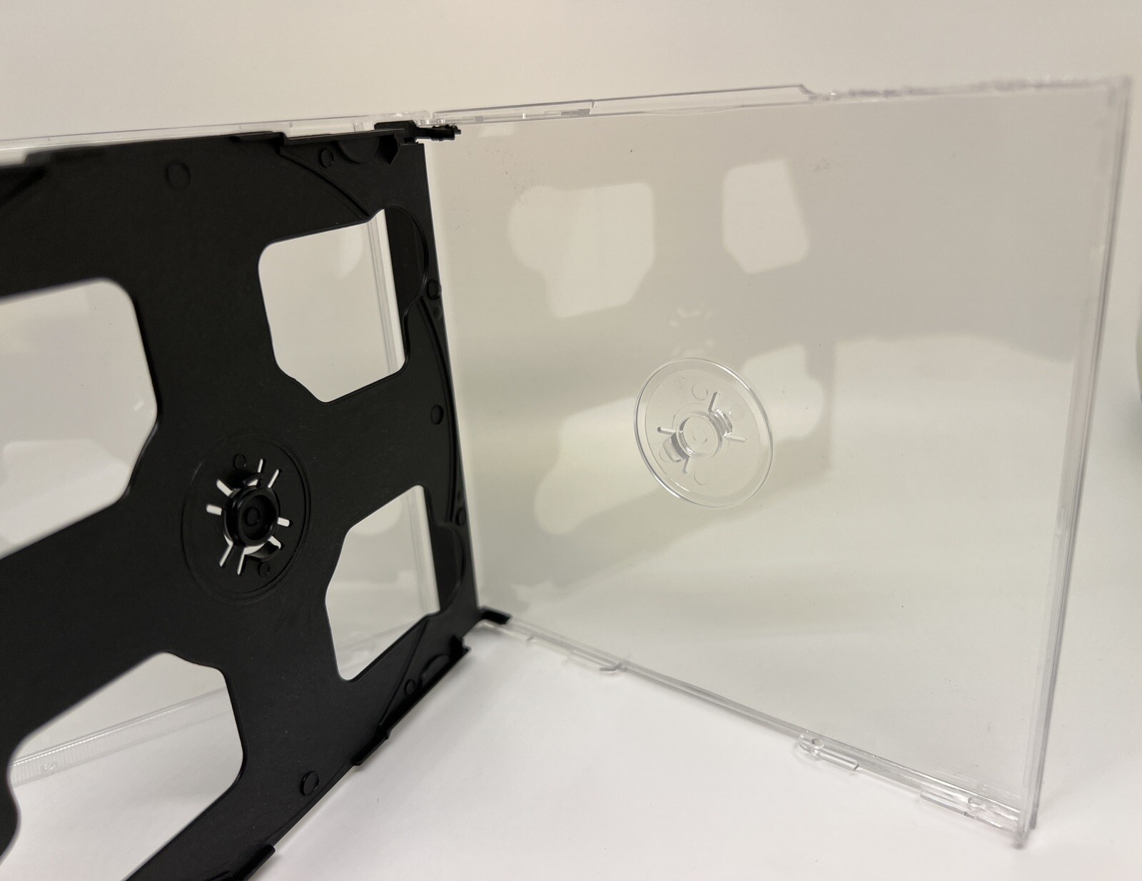 100 PCS NEW 10.4MM SLIM THREE (3) CD JEWEL CASE BOX + BLACK TRAY, PPS ...