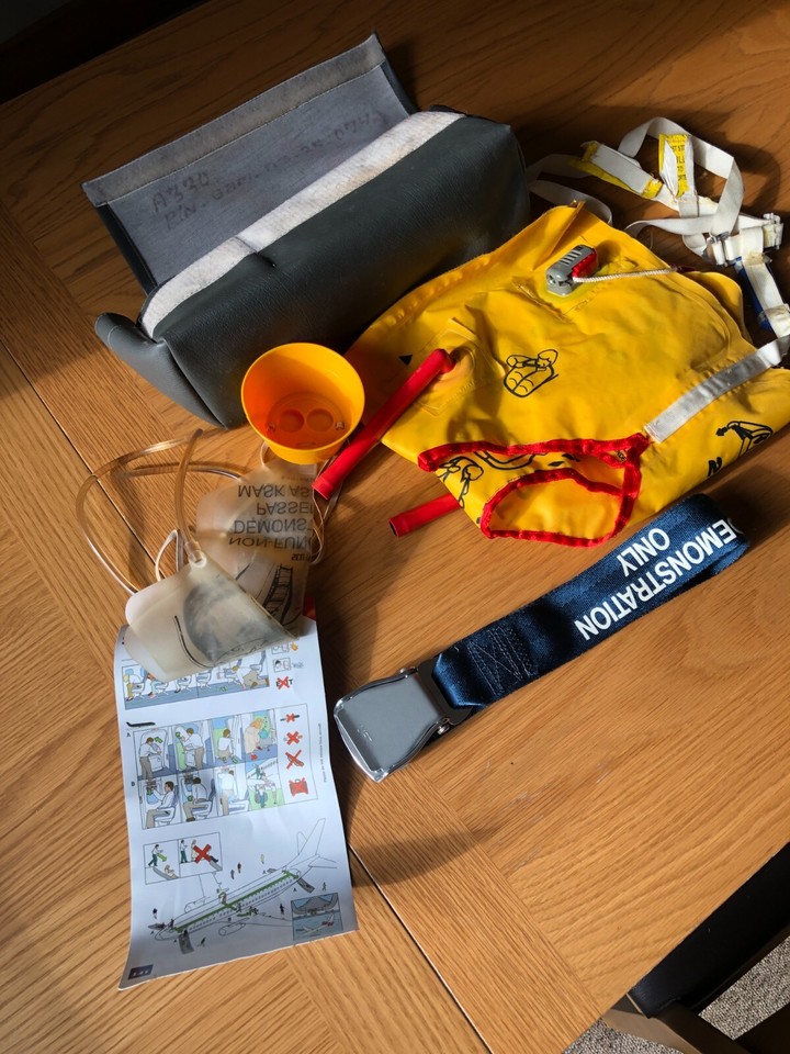 Flight safety demo kit - Boeing | eBay UK