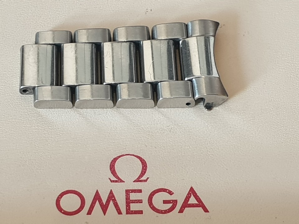 Omega Seamaster - Set of Four (Fixed) 1567 Bracelet Links & 693 End ...