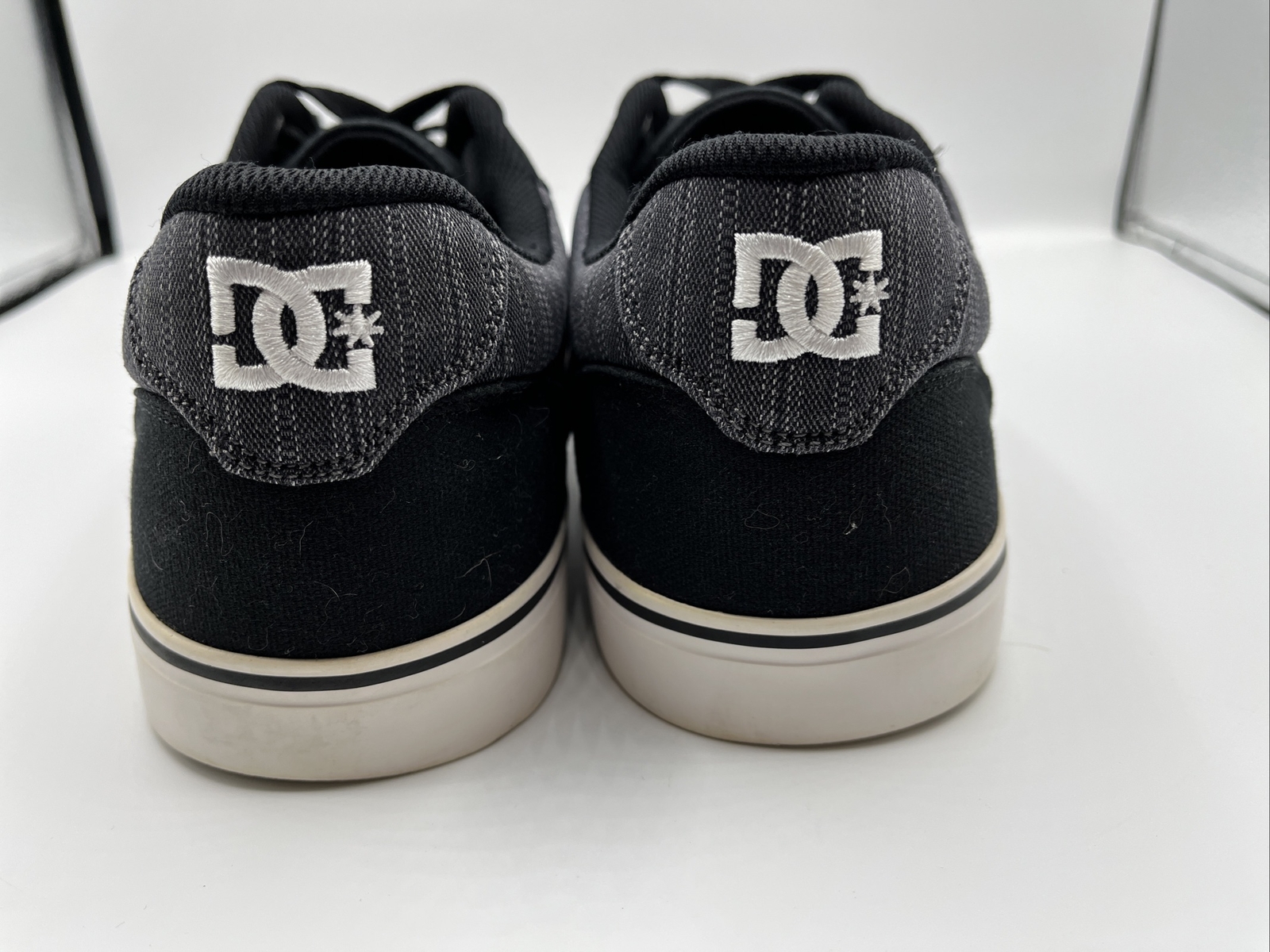 DC Anvil TX 320040-BGM Mens Black Canvas Skate Inspir… - Gem