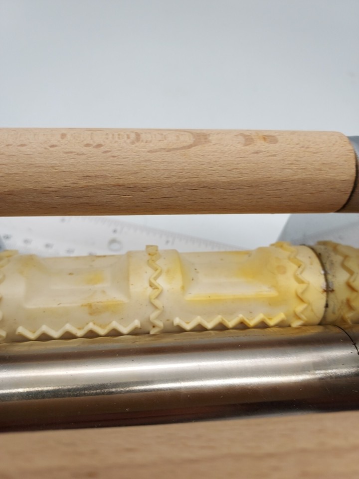 Atlas Multipast Pasta Making Replacement Part Villaware Ravioli Maker ...