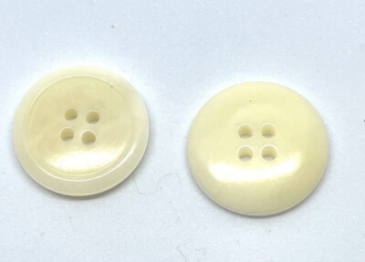 20mm X 5 Cream Ivory Clear Pearlescent Round Lipped 4 Hole Buttons ...