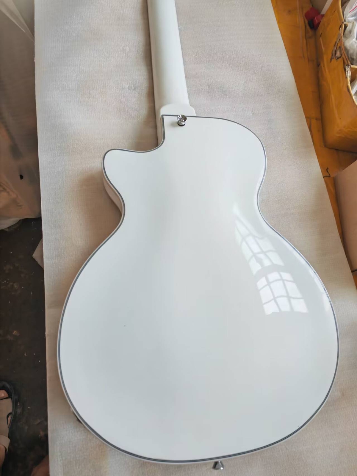 4 String Hofner White Electric Bass Guitar White Pearl Pickguard Chrome ...