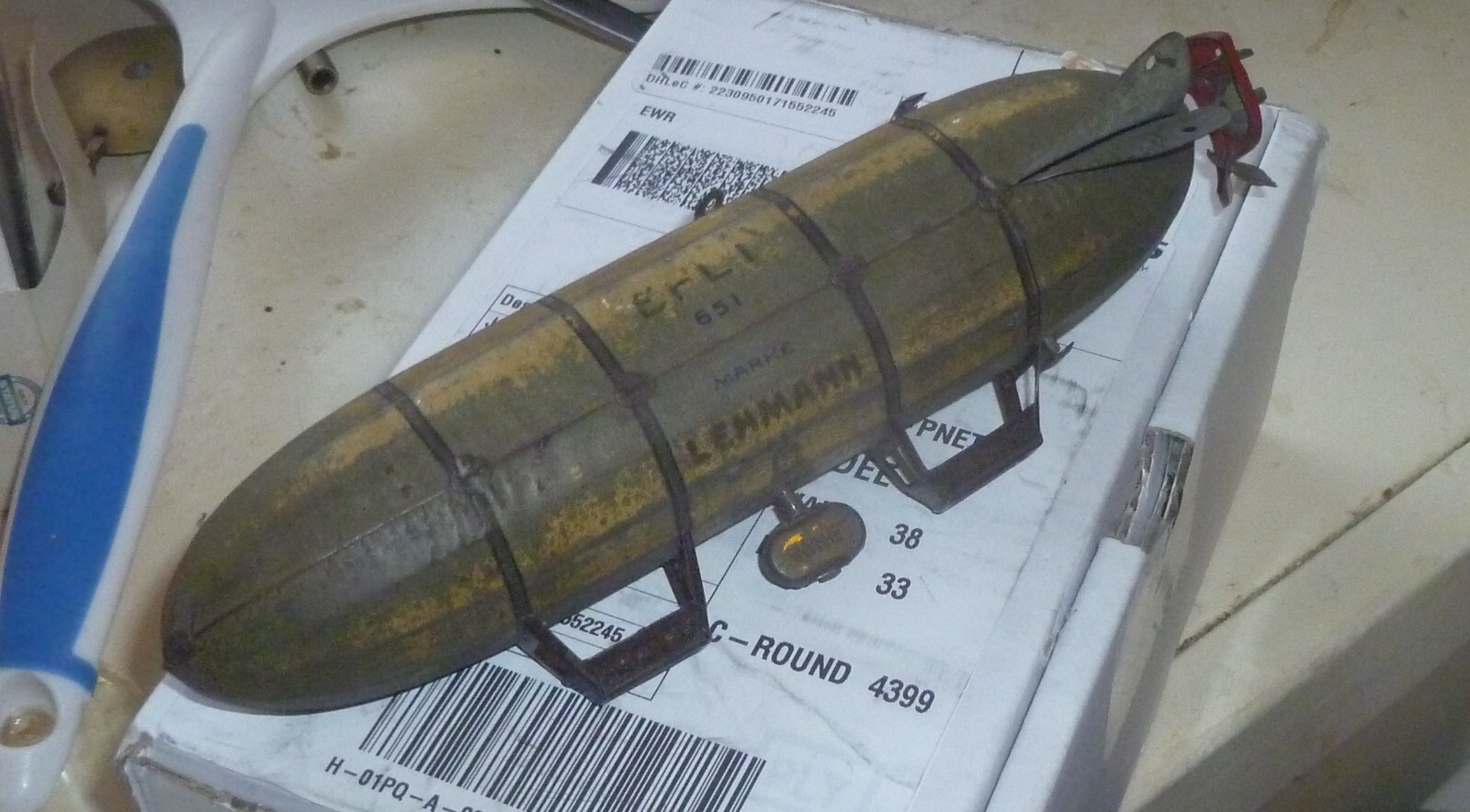 VINTAGE LEHMANN GERMAN TIN PLATE ZEPPELIN AIR SHIP WORKING NO RESERVE ...