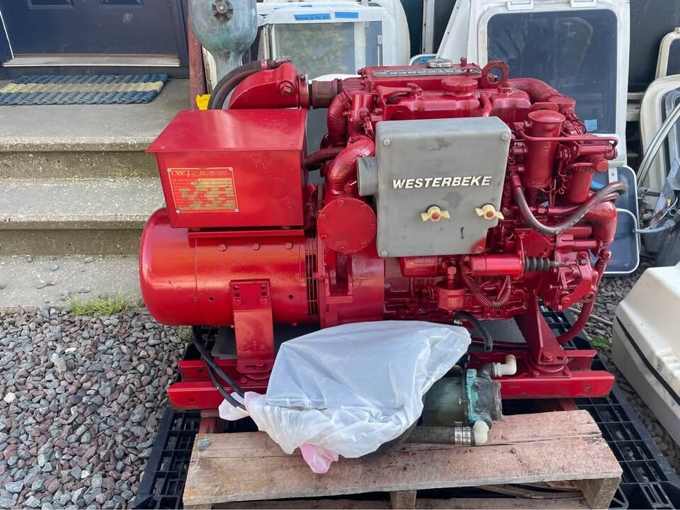 Westerbeke wmd-7.7-614 , 7.7 / 8 kW Marine Diesel Generator 60 Hz 120 ...
