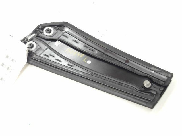 Original Mercedes-Benz W218 B Pillar Left Side A2186900387 for sale ...