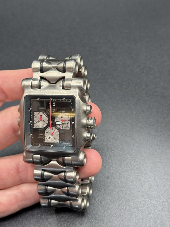 Oakley Minute Machine Titanium Black Silver Subdials Watch | eBay