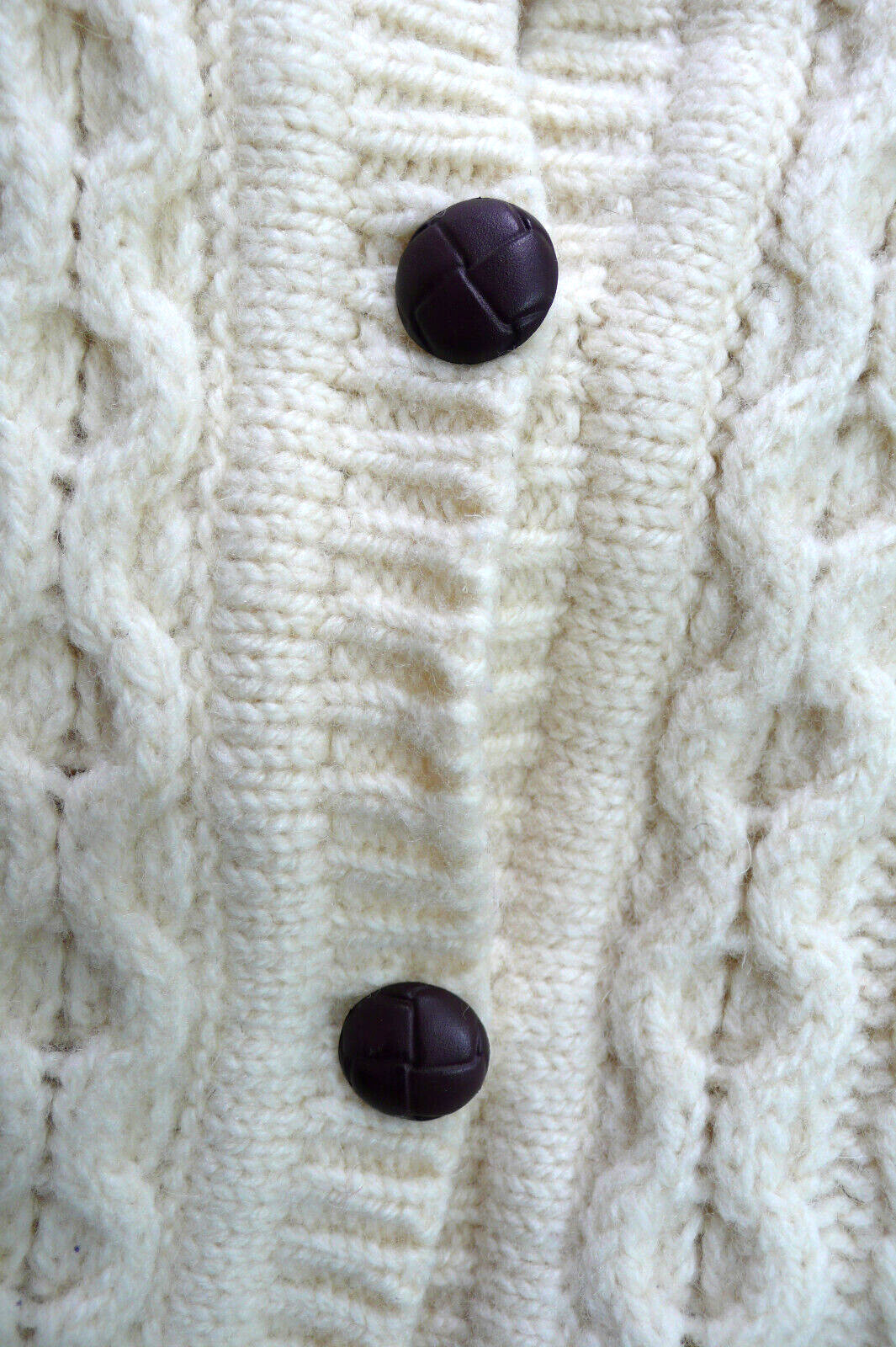 ORIGINAL ARAN Co. 100% Merino Wool Cable Knit Button … - Gem